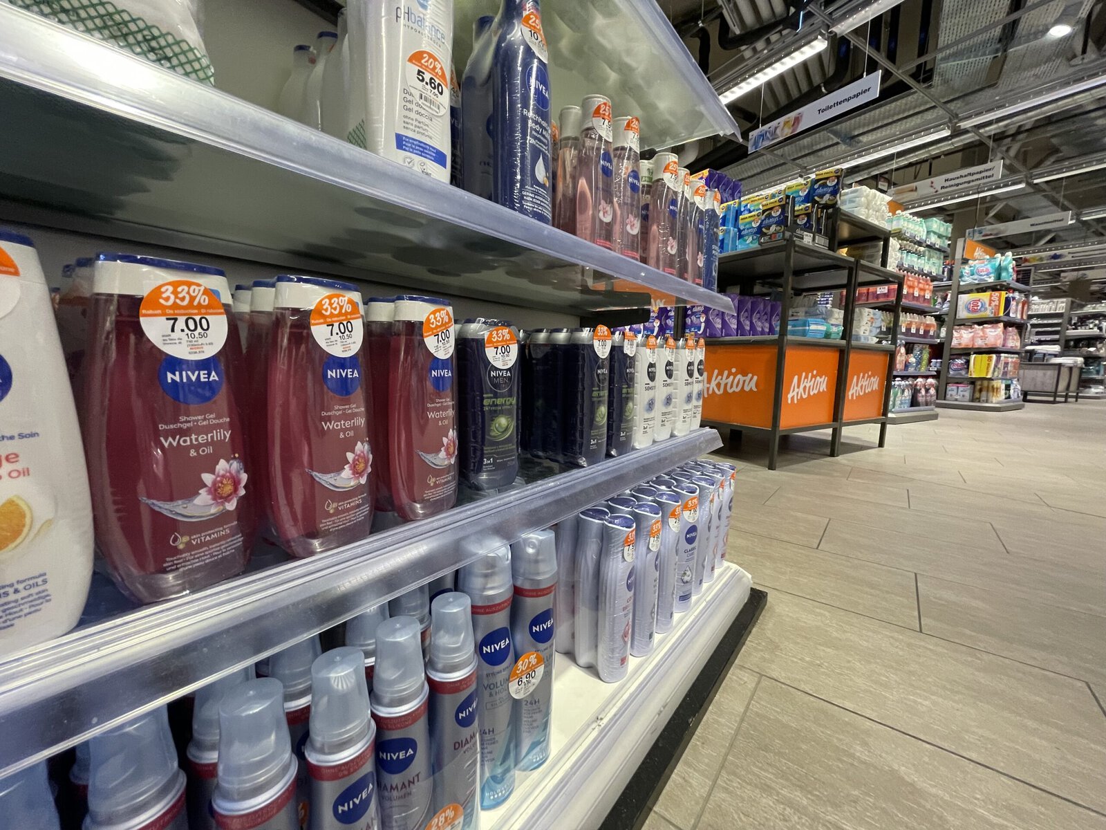 Hohe Nivea-Preise: Migros erstattet Anzeige bei der ...